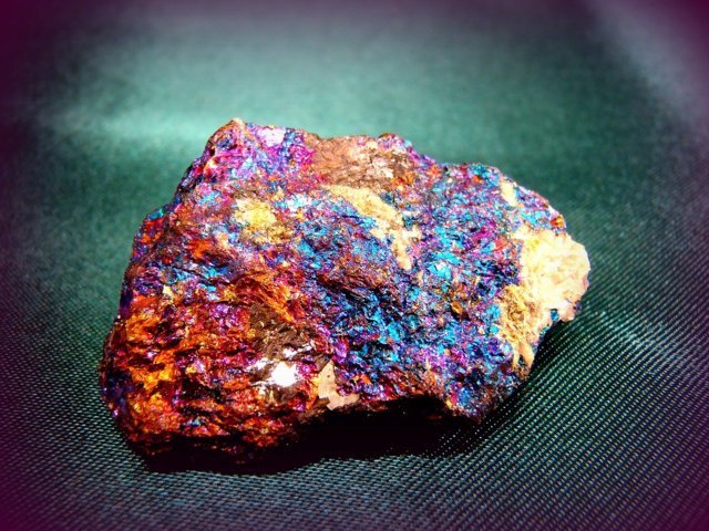 Bornite: Complete Guide (2025) | Healing Crystals Co.