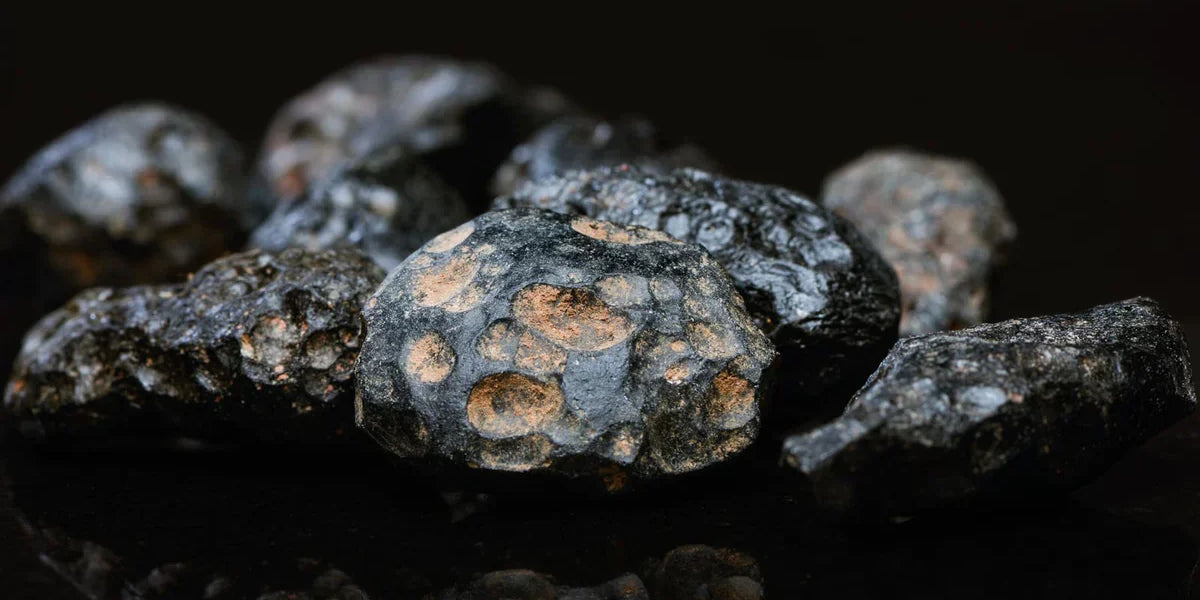 Tektite: Complete Guide (2024) | Healing Crystals Co.